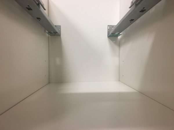 Vanilla Shaker from BOC: Maple wood door frame and strong cam lock ...